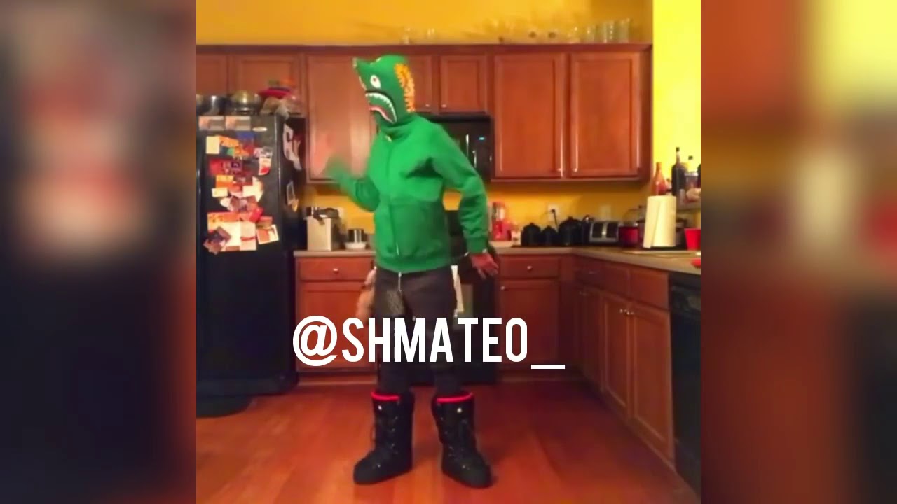 Baile erotico @shmateo x mask off - YouTube