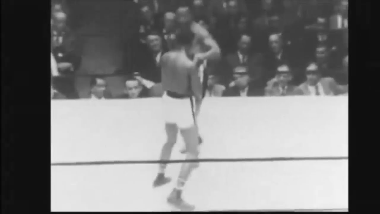 Kid Gavilan vs Johnny Bratton May 18, 1951 - YouTube