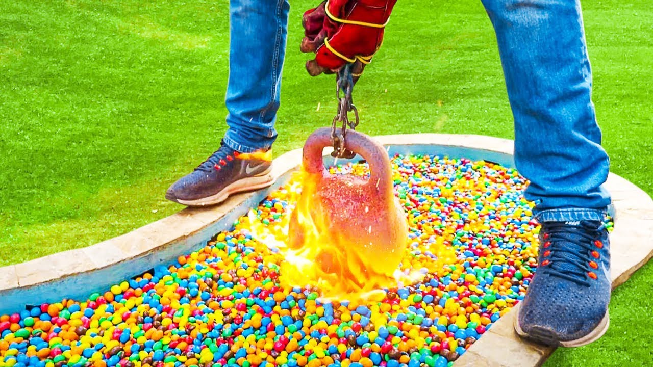 1000 Degree WEIGHT vs M&Ms - YouTube