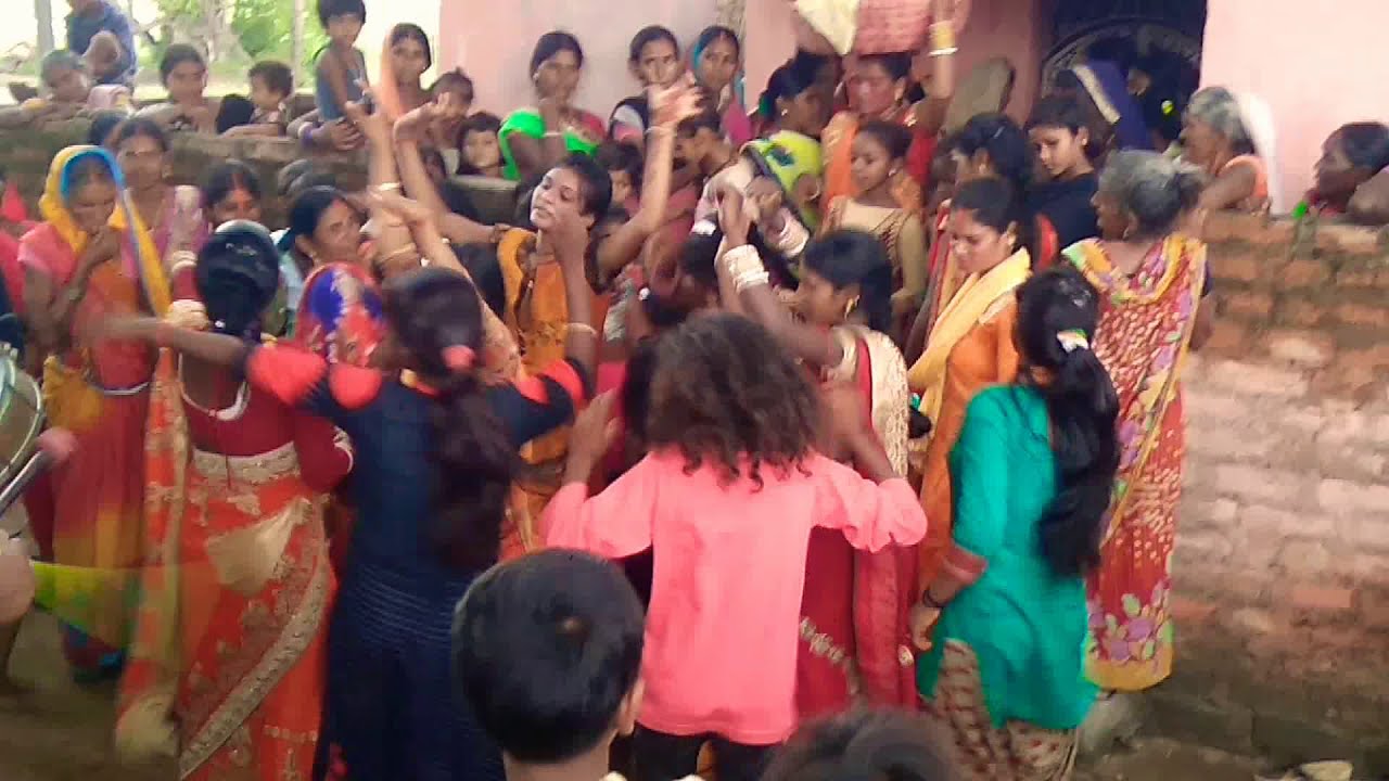Devi sthan dance ,देवी स्थान नाच डांसर - YouTube