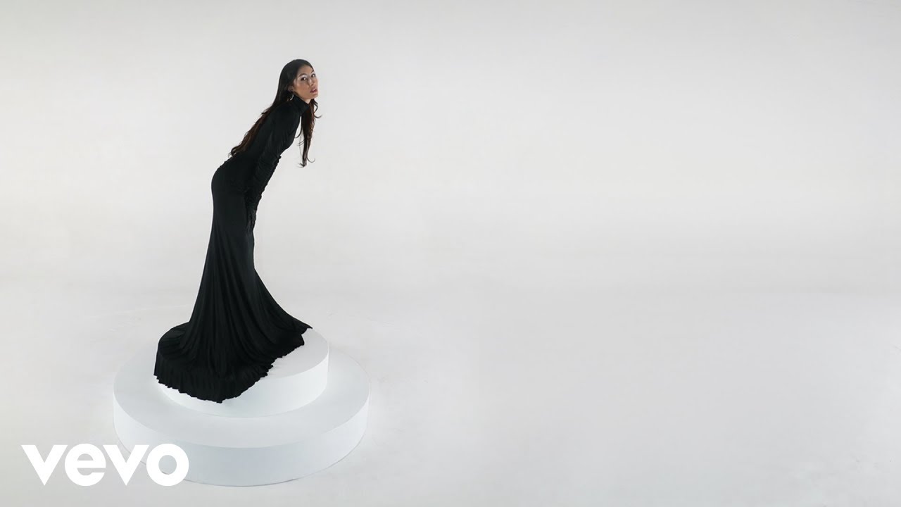 Daniela Spalla - Las Escaleras (Lyric Video) - YouTube Music