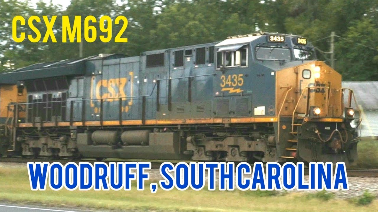 [4k] CSX M692 Catches Kids Off-guard in Woodruff, South Carolina - 10 ...