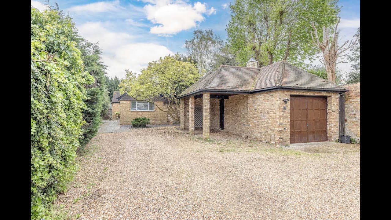 English Gardens - Wraysbury - YouTube