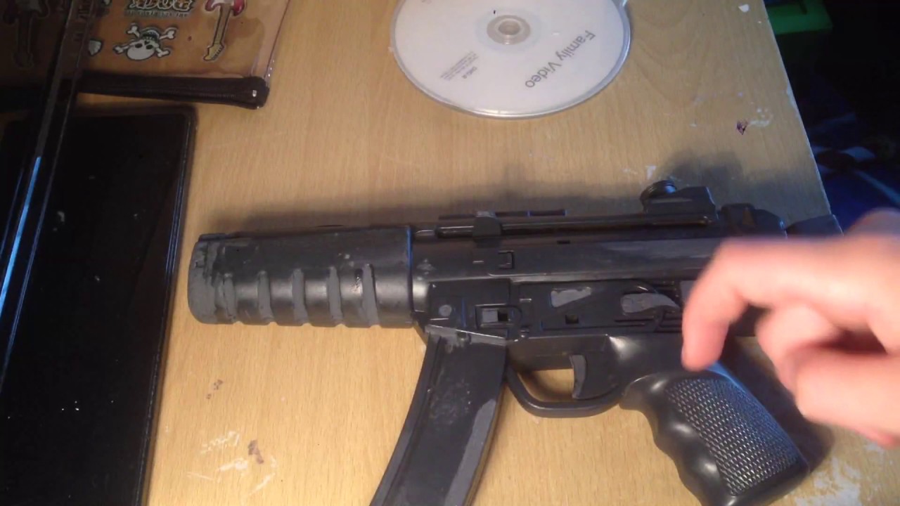 DIY review MP5 gun prop - YouTube