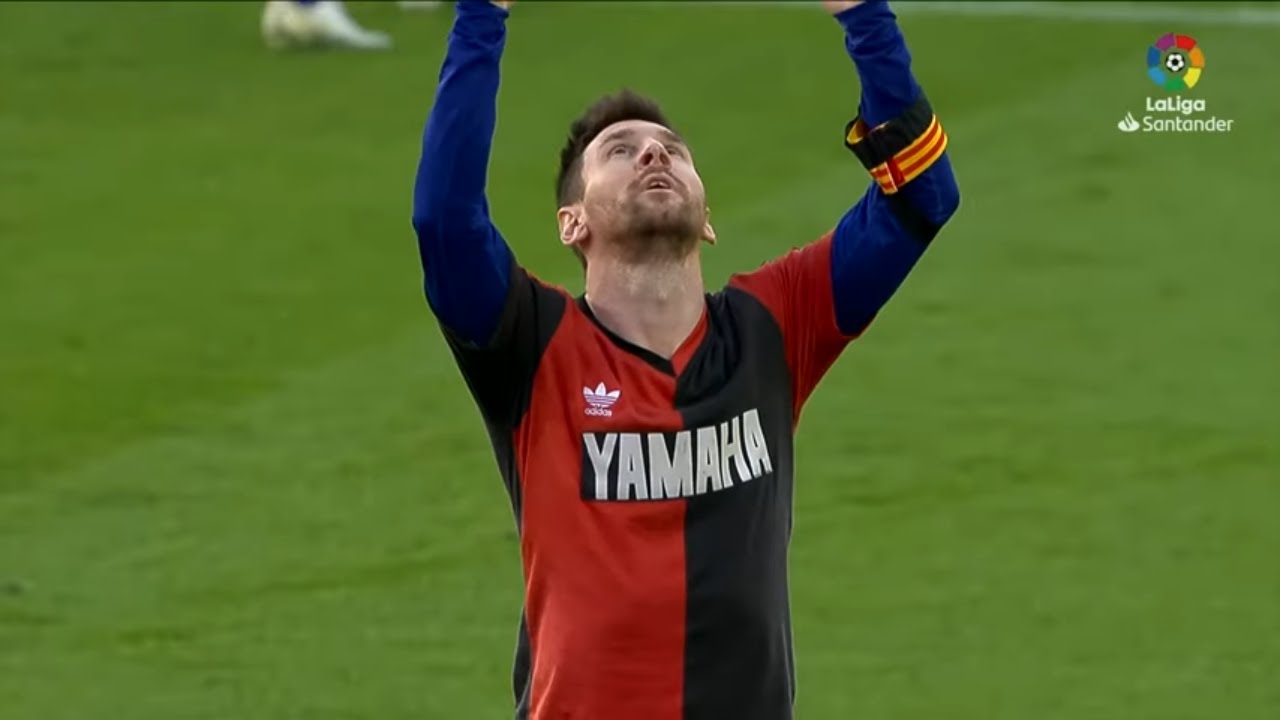 Lionel Messi’s 10 Greatest Goals That Shocked The World - YouTube