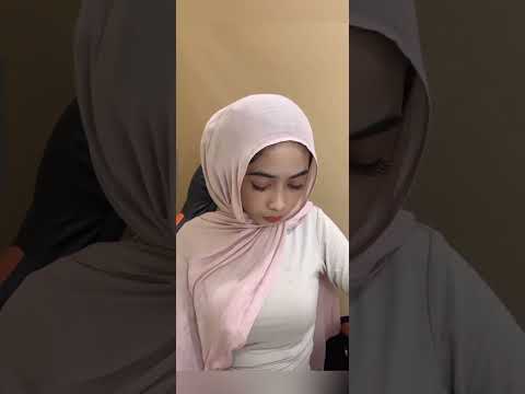 BIGO LIVE ‼️ PUTING N3N3N MULUS FEBYAA TEGANG PENGEN DIEMUT'IN HIJAB SANGE 