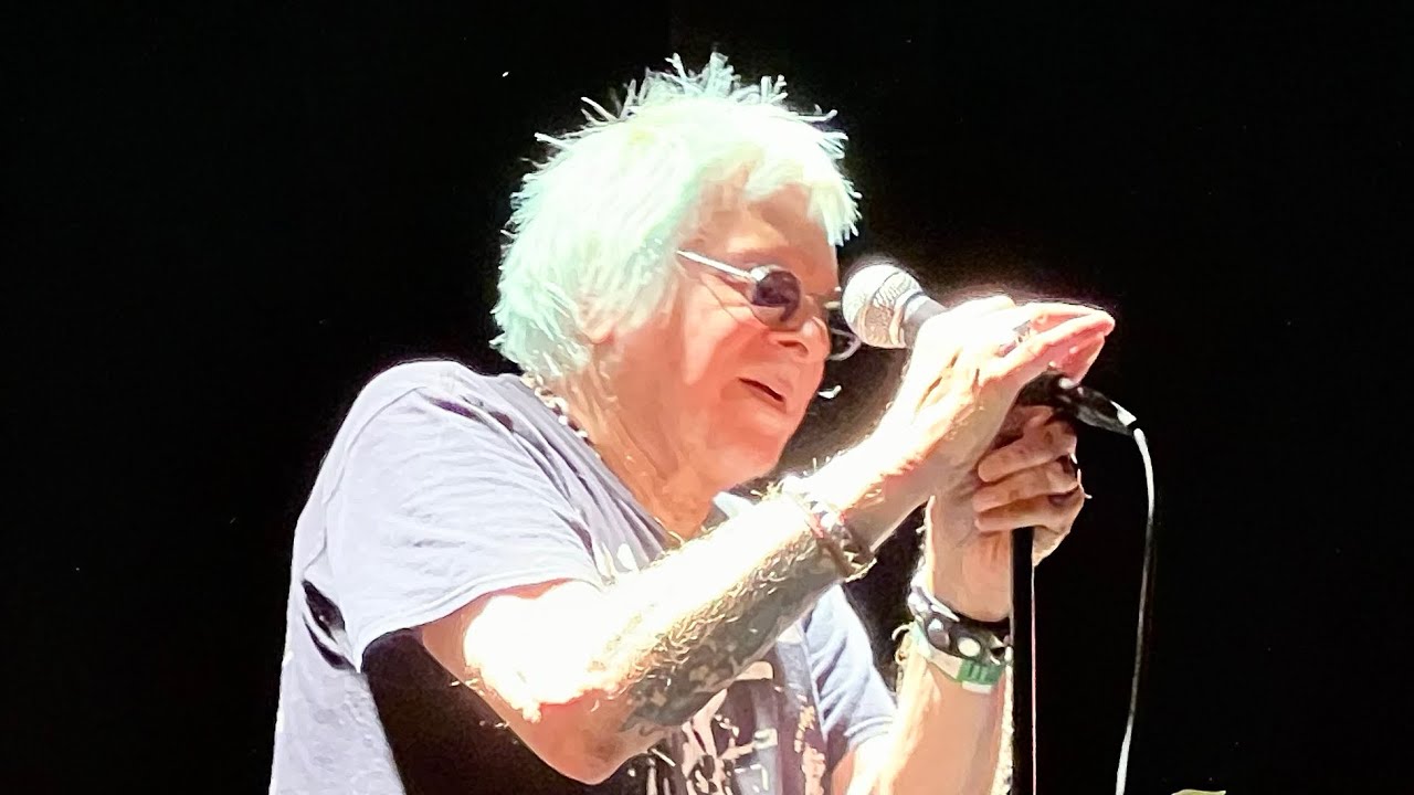 UK Subs 27 May 2024 Amsterdam, Melkweg - YouTube