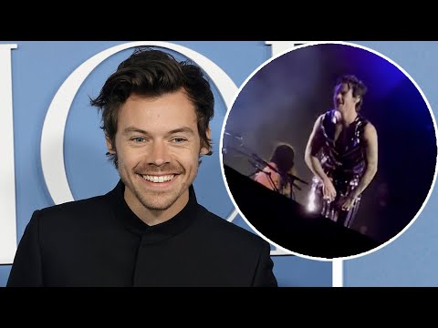 Top 10 On Stage Fails By Iconic Singers - YouTube