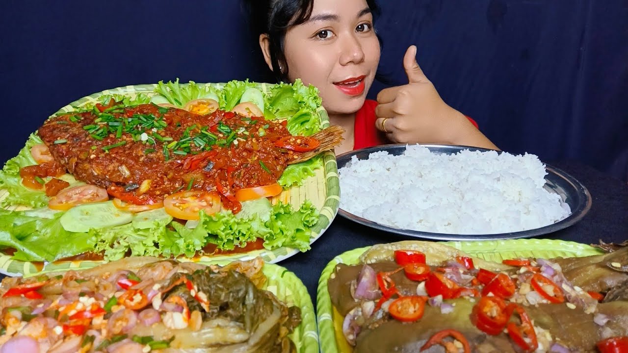 eating Mukbang show - YouTube