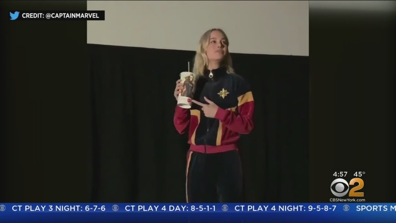 Brie Larson Surprises Fans In New Jersey - YouTube