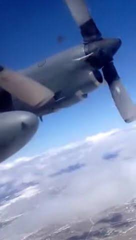 C-130 2 Engine Failure on Left Wing - YouTube