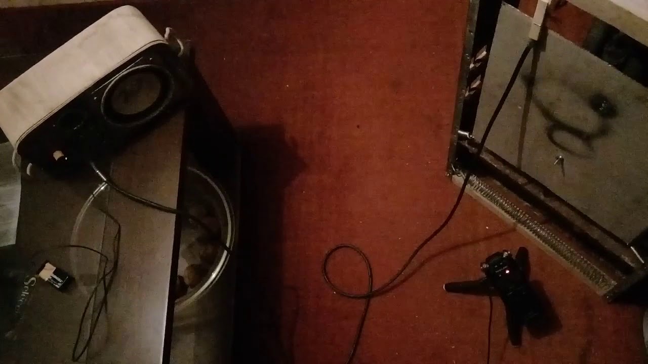 Diy plate reverb and ampli - YouTube