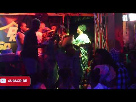 WACHEZA UCHII BAIKOKO FULL MATRAKOO🍑 UTAMU KUNOGA #shanga #chupi #dance ...