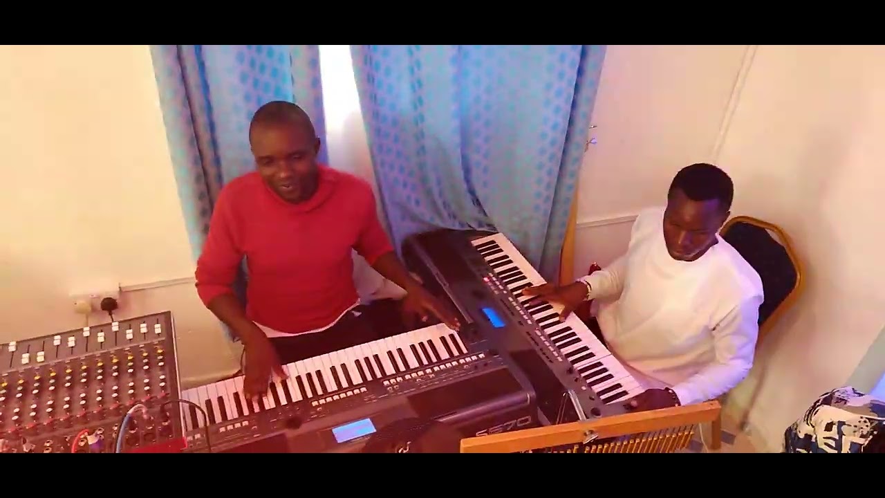 pigieni Bwana vigelegele music by George Barasa - YouTube