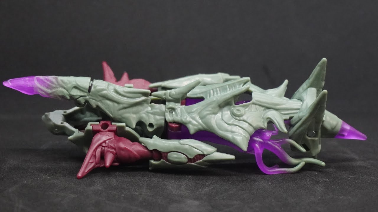 Unboxing Transformers One Quintesson High Commander - YouTube