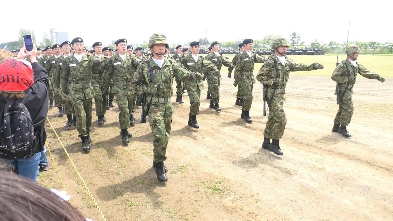 【4K】陸上自衛隊多賀城駐屯地観閲式（新自衛隊員も行進する）。Inspection march of JGSDF. New recruits ...