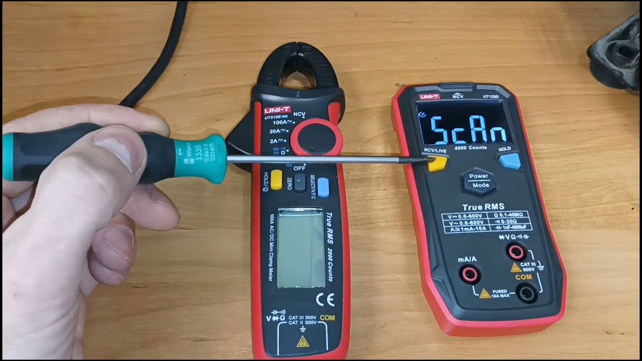 Обзор токовых клещей UNI-T UT210E PRO - YouTube