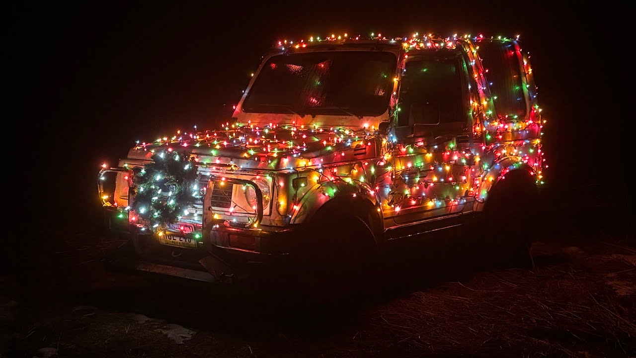 Samurai lit up like a Christmas tree - YouTube