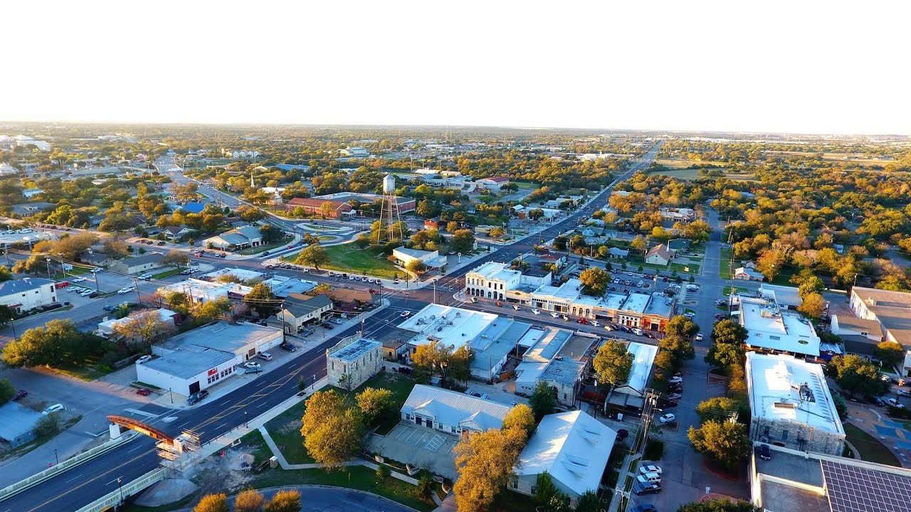 Downtown Round Rock 4K - YouTube