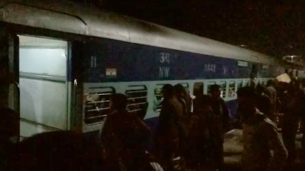 Low-intensity blast in Kalindi Express near Kanpur - YouTube