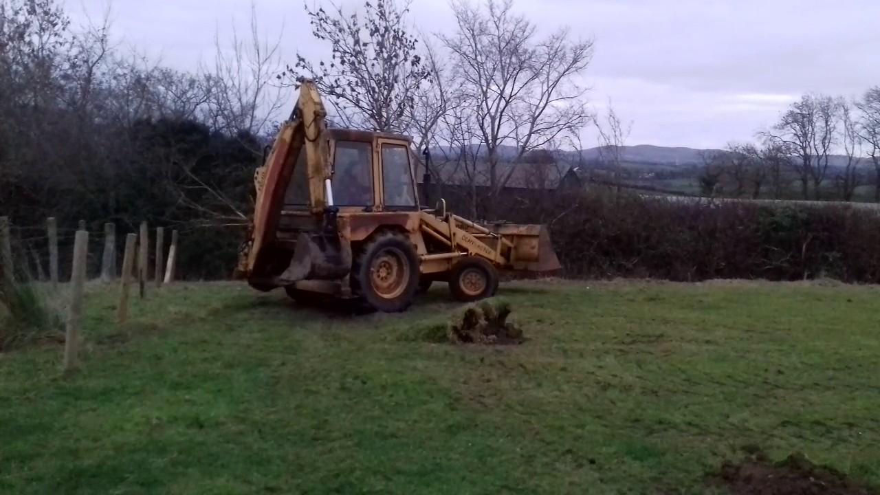 Ford 550 digger - YouTube