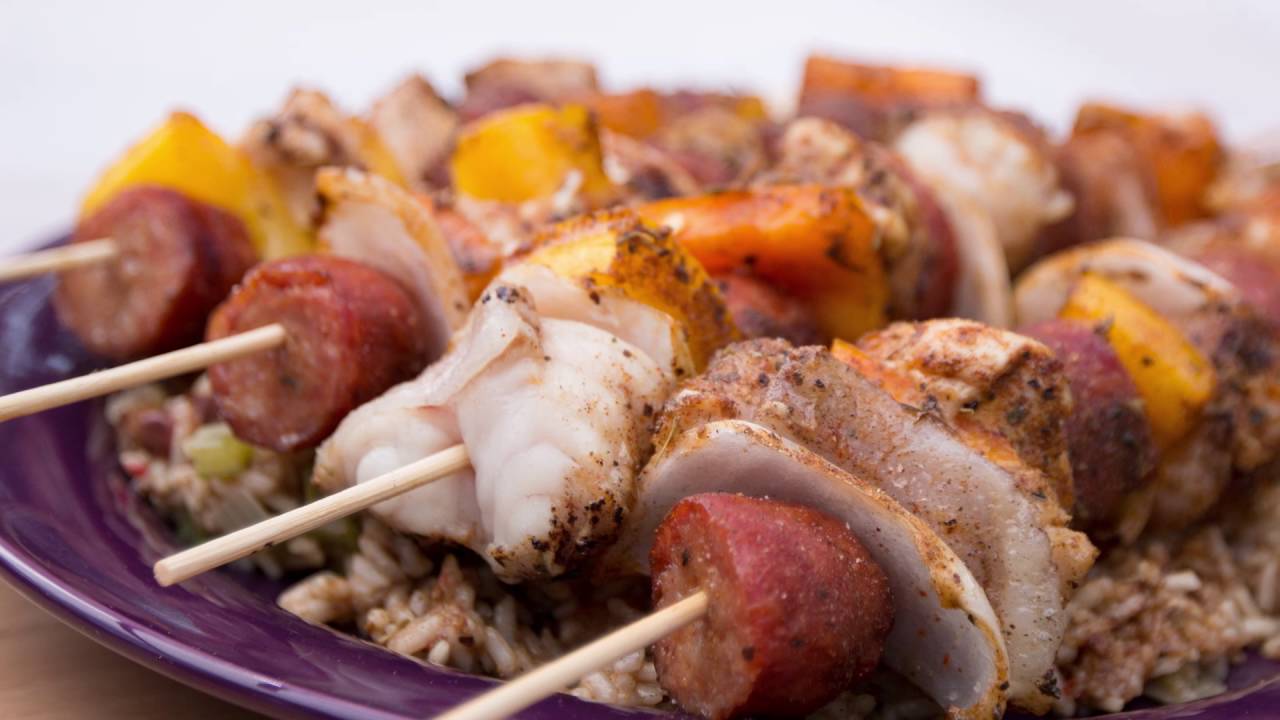 Backyard Cooking With Zippo: Cast Iron Dirty Rice - YouTube