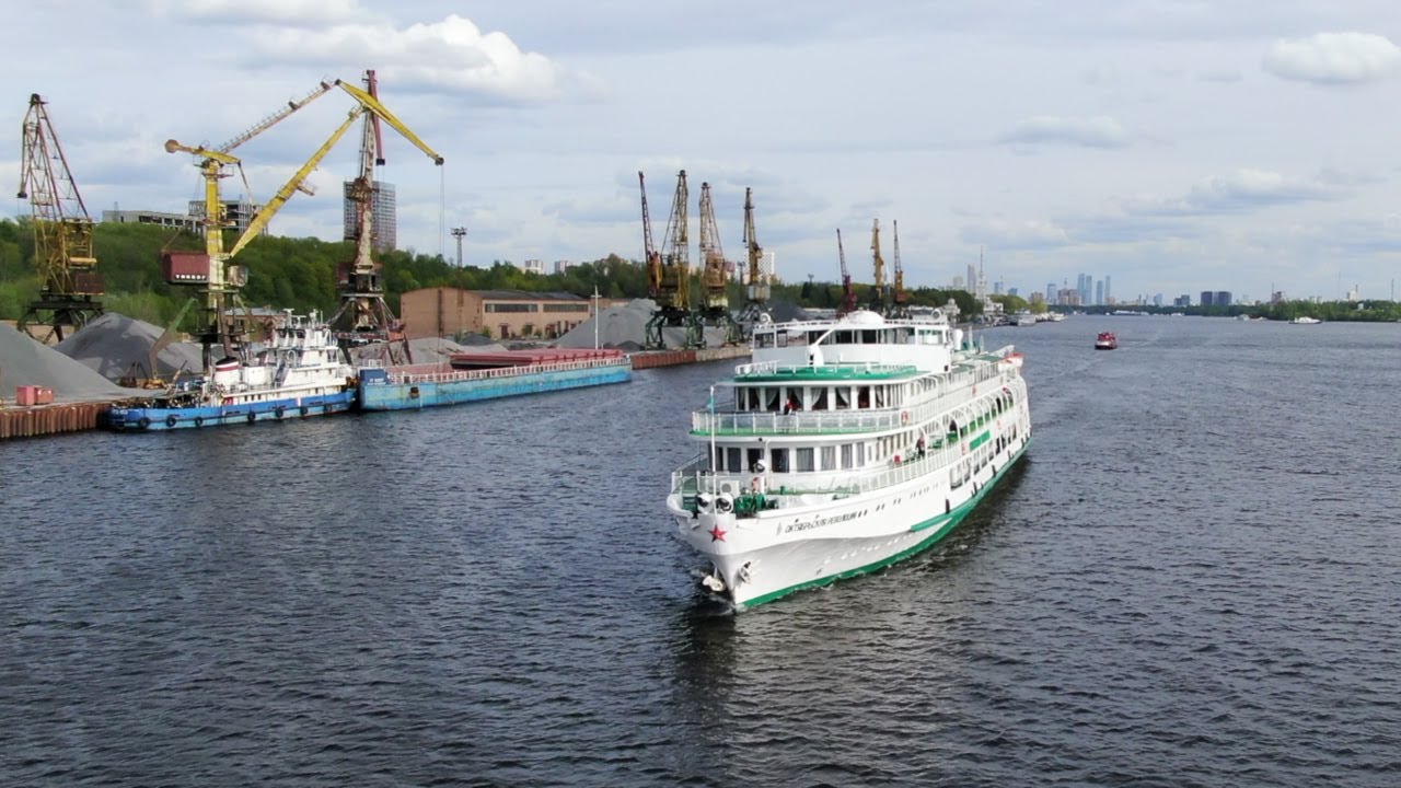 Bird's Eye View of the October Revolution Motor Ship in Action - YouTube