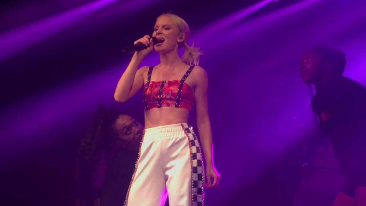 Zara Larsson So Good Live In São Paulo Brazil At Audio Club Youtube