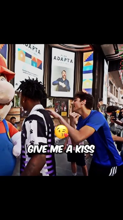 Speed meets a sus fan😳💅 - YouTube