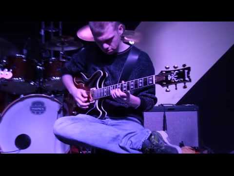 Ray Warth & Robert Campillo performing "The Chicken" - YouTube