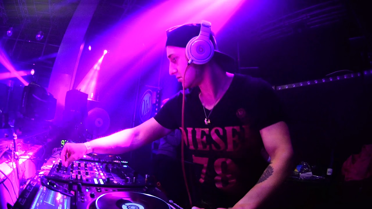 DJ WAIT @ The Oh! Oostende - YouTube