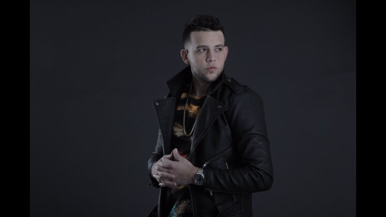 Messiah El Artista - Un Hombre Normal ( Nuevo 2015 ) - YouTube