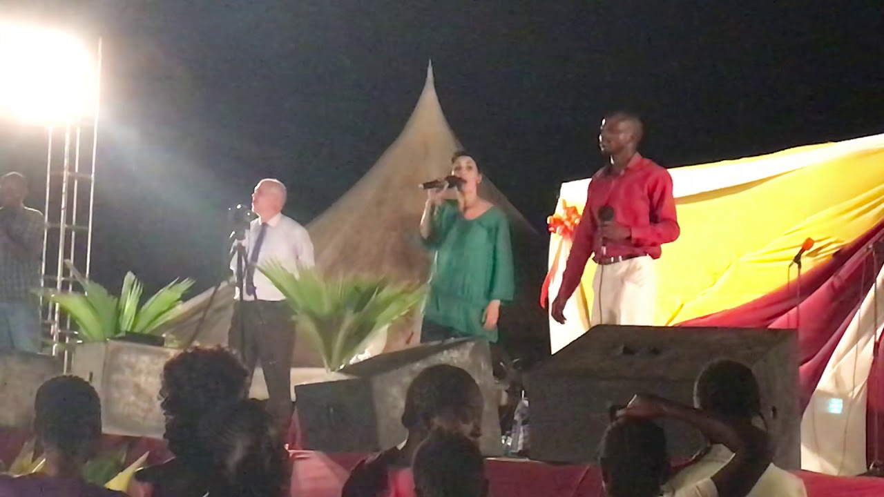 Singing in Kenya, Africa! - YouTube