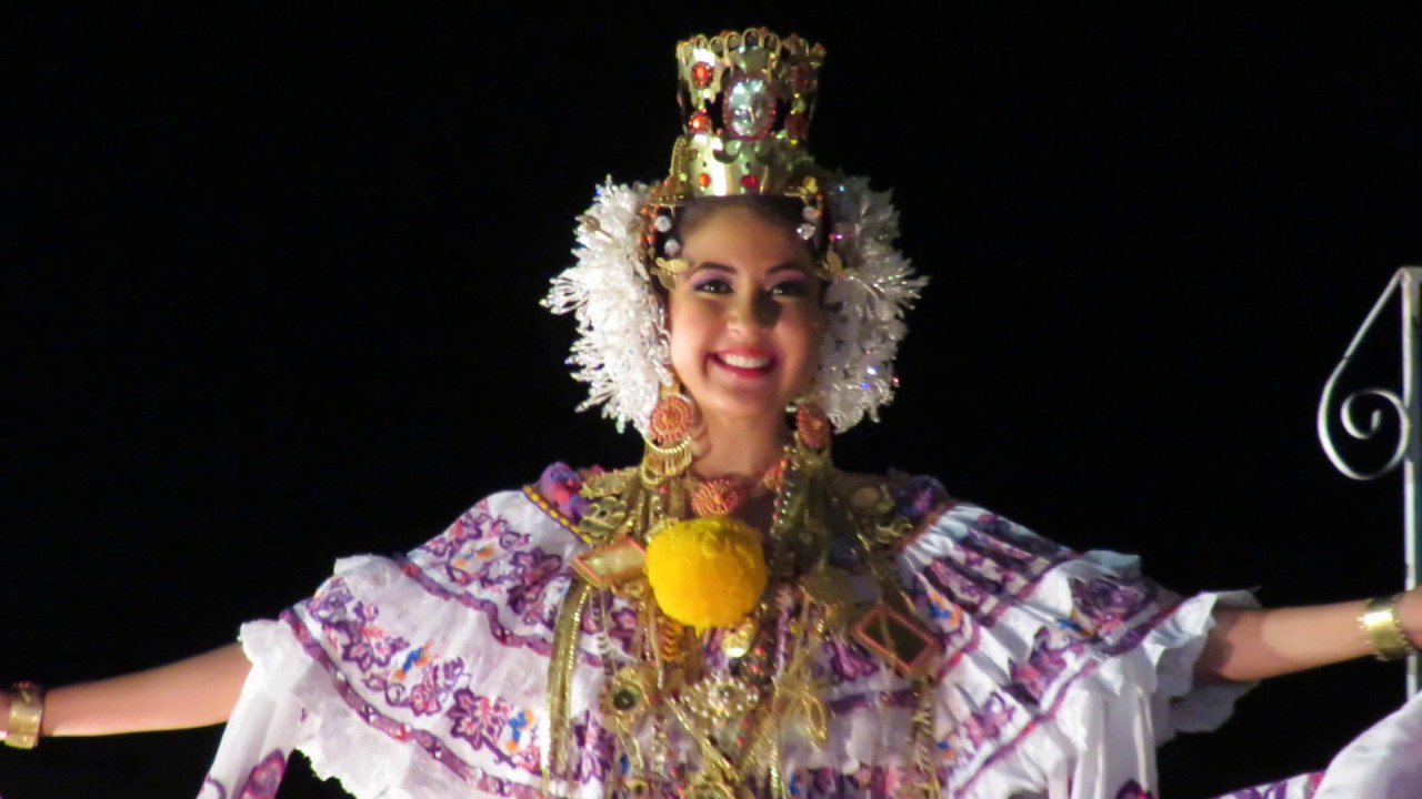 Domingo de Carnaval: Calle Abajo de Capira 2017 - YouTube