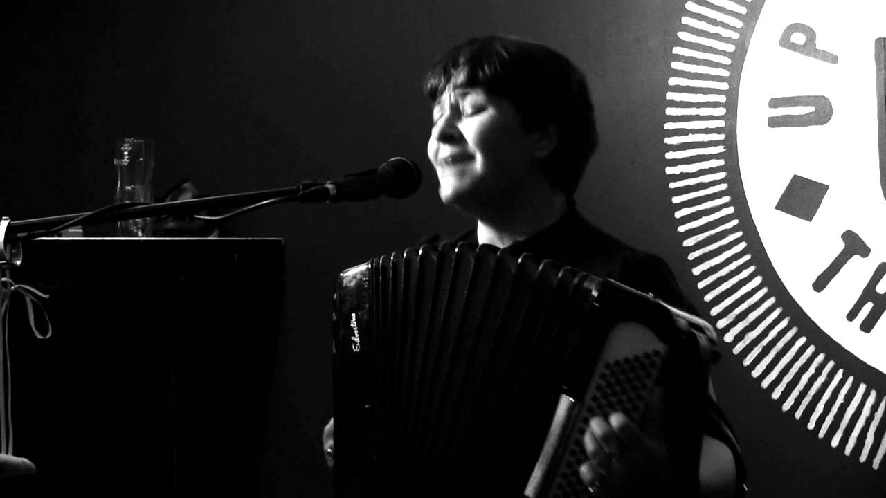 Ana Bon Bon@Upstairs At The Ritzy - YouTube