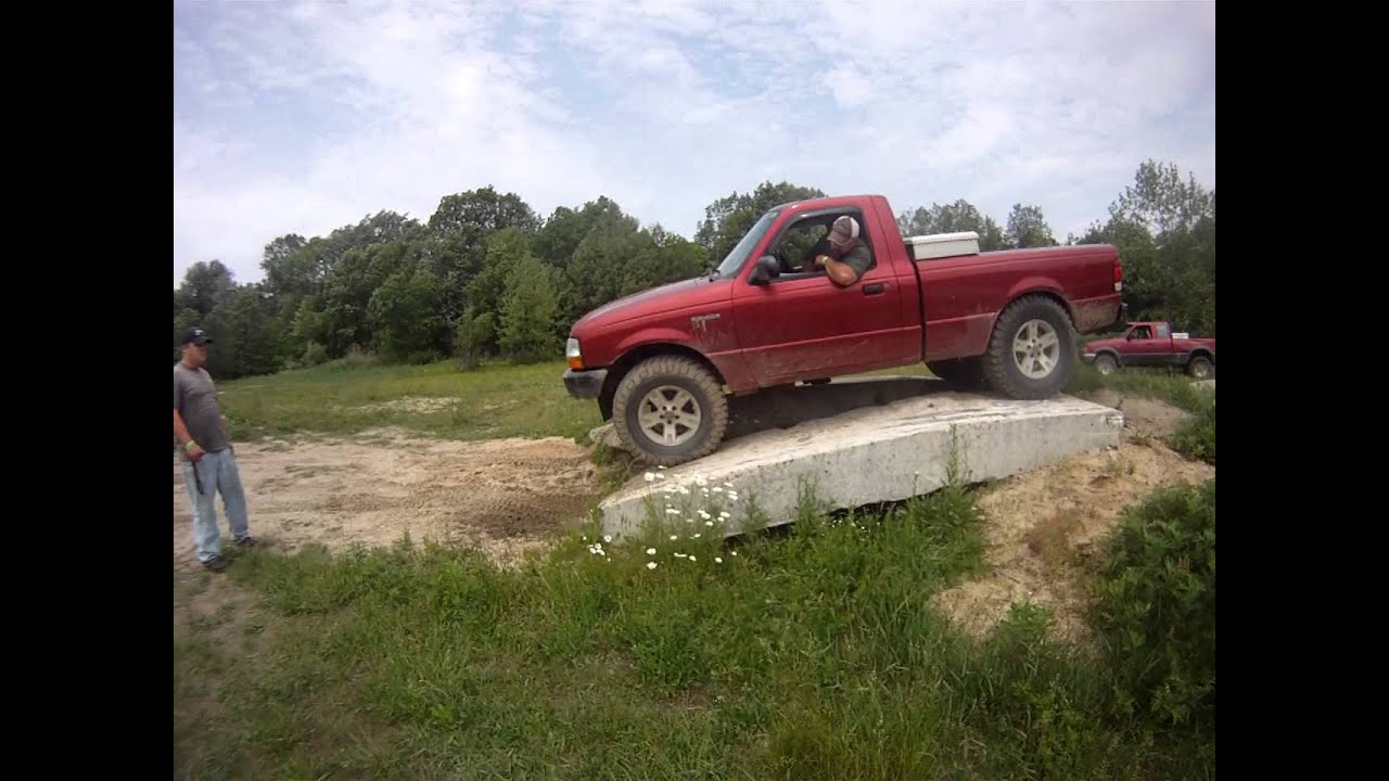 Ford Ranger Flexing on Concrete - YouTube