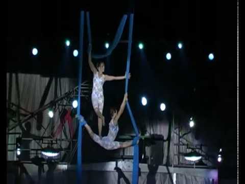 Duo silks act by Oksana & Olga 517 / www.maximaaa.com