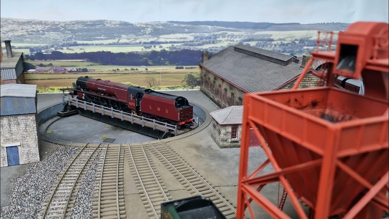 DCC interface turntable kit using a Peco turntable - YouTube