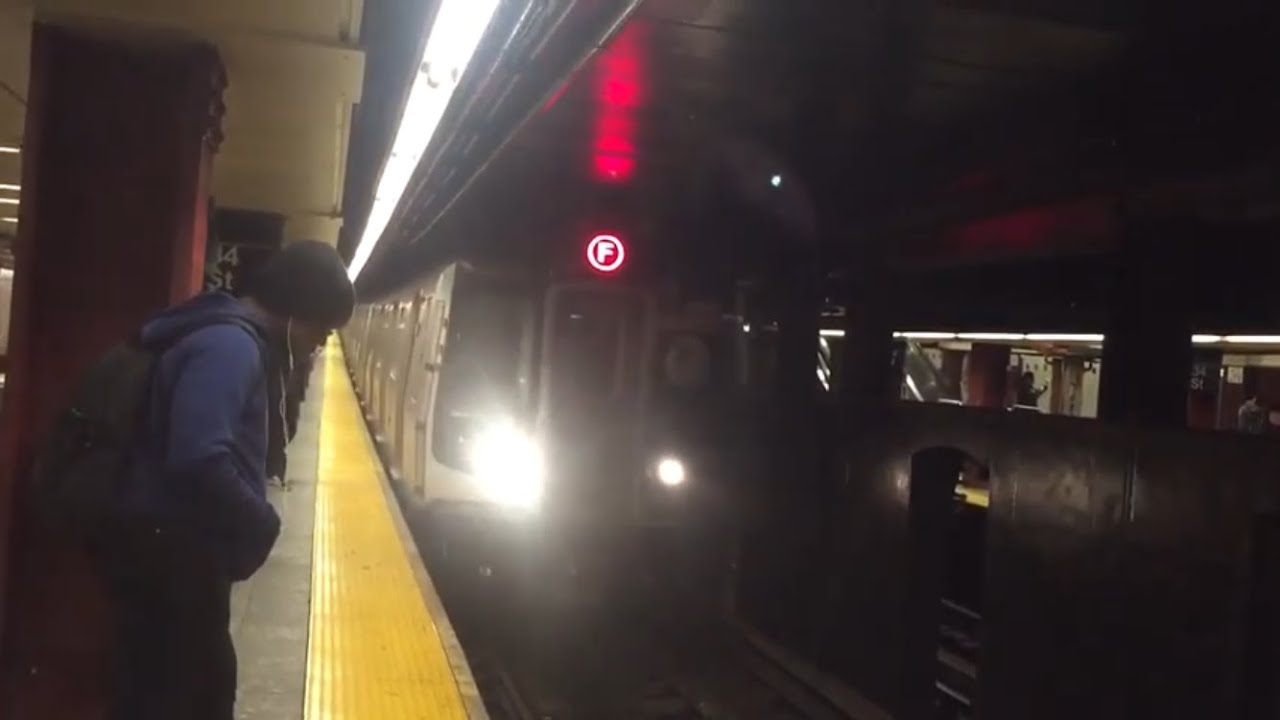 R68/R160 Brooklyn D,F Express Trains At 34th Street Herald Square - YouTube
