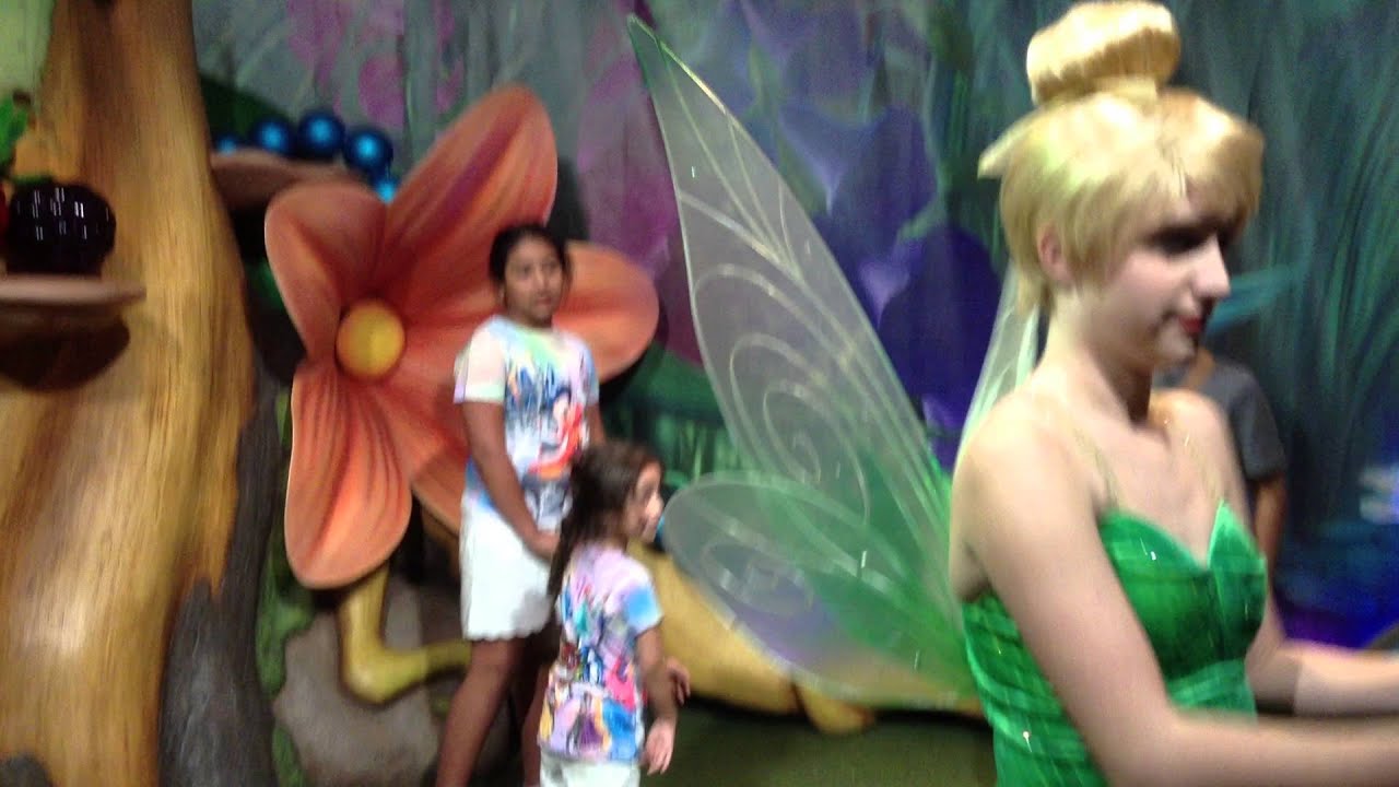 Tinker bell meets Xisselle and family.... - YouTube