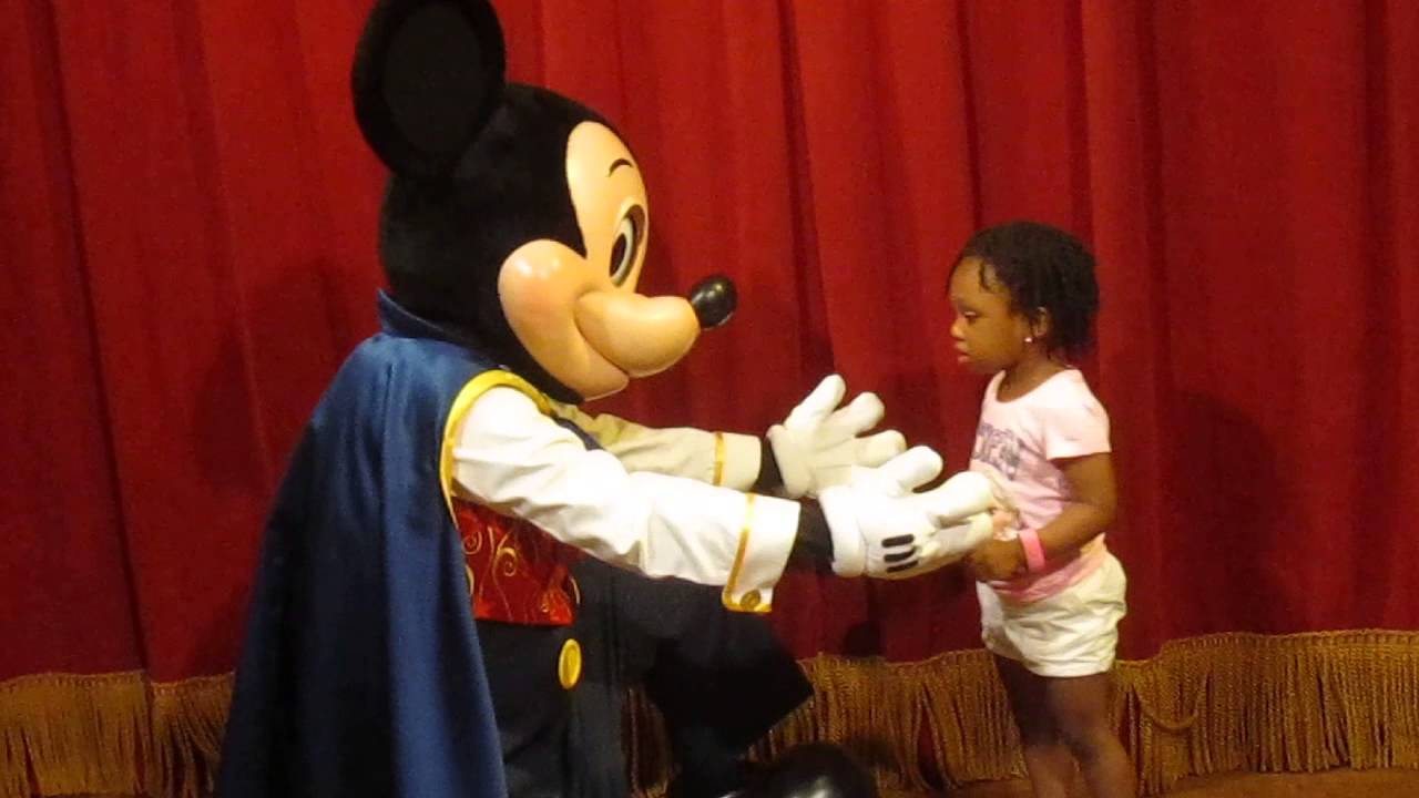 Talking Mickey Mouse - Magic Kingdom 5/17/14 - YouTube