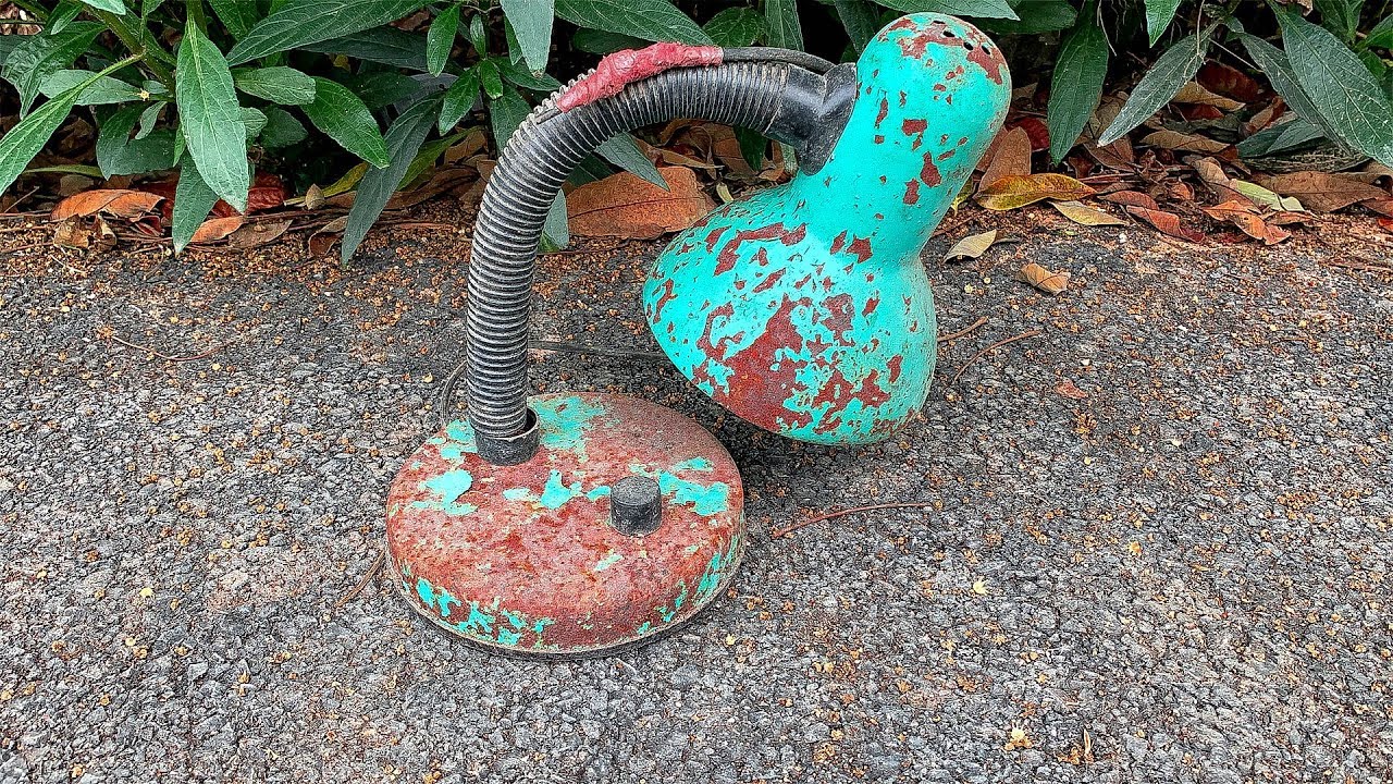 Restoration Old Rusty Desk Lamp • Restore Study lamp Rusted - YouTube