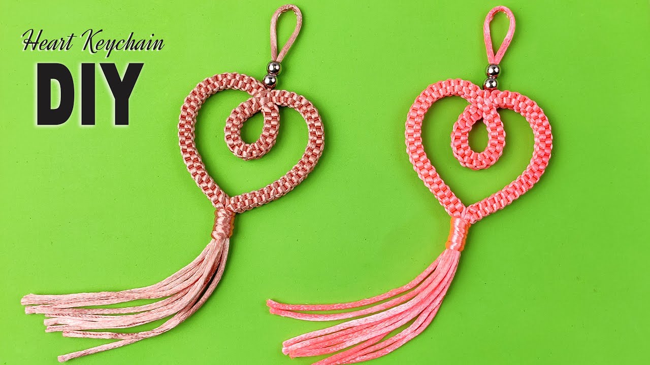 Super Easy Paracord Lanyard Keychain | How to make a Paracord Key Chain ...