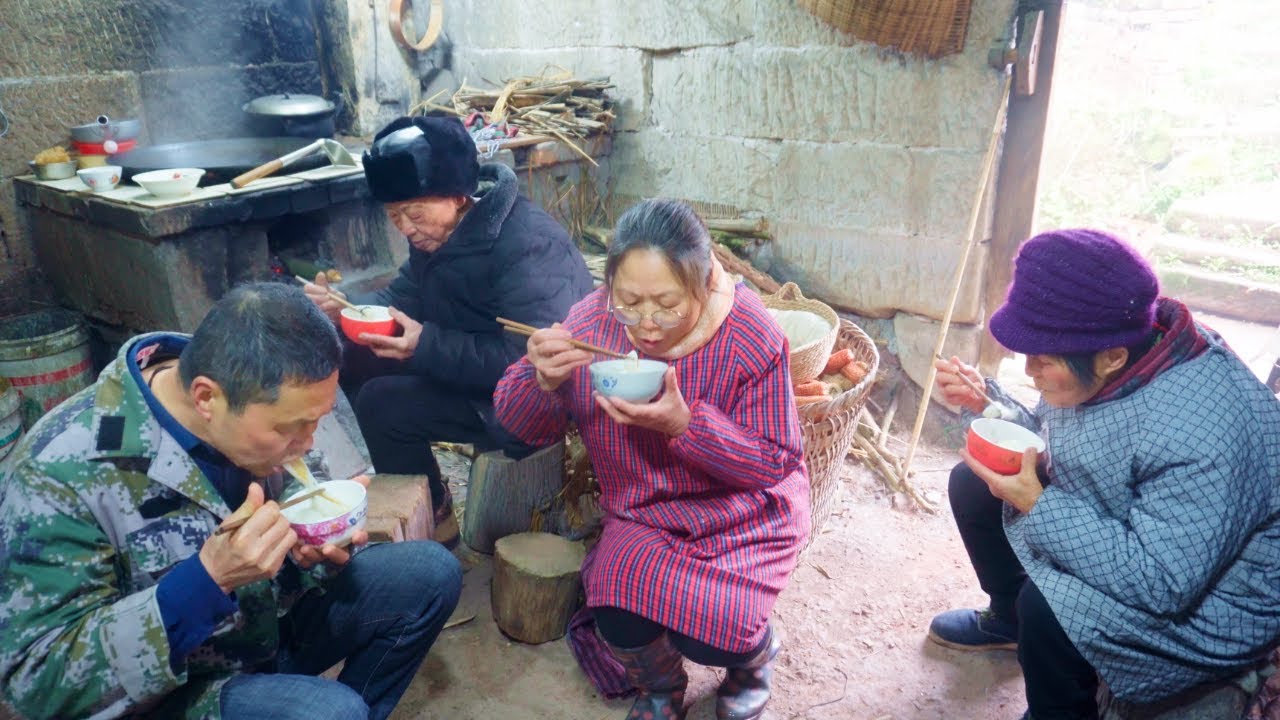 Every Chinese Eats this for Chinese New Year | Traditional Rural Life ...