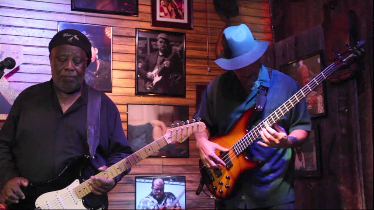 Bill Magee @ The Birk ~ Funky Nassau - YouTube