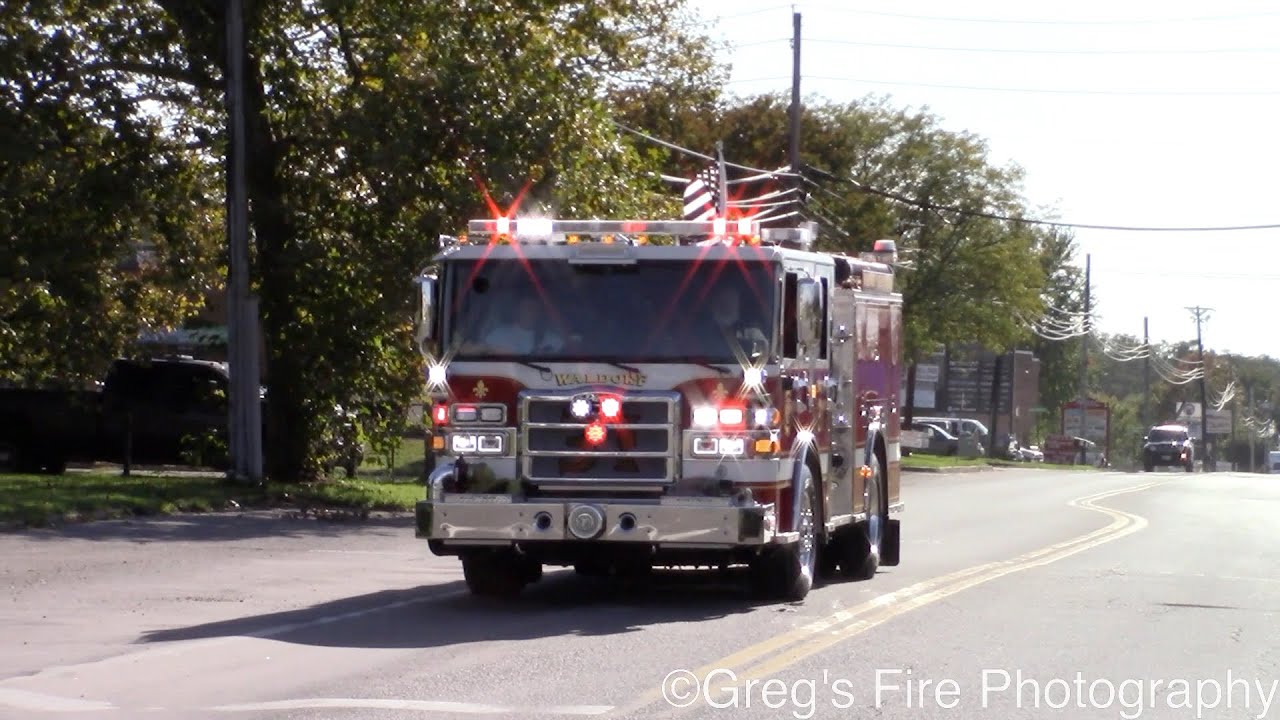 Waldorf Engine 31 & EMS Command Unit 3 Responding - YouTube