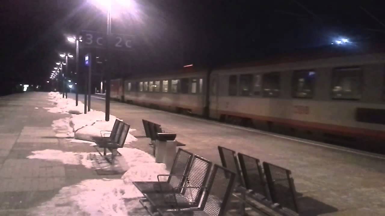 ÖBB IC 611 in Schladming - YouTube