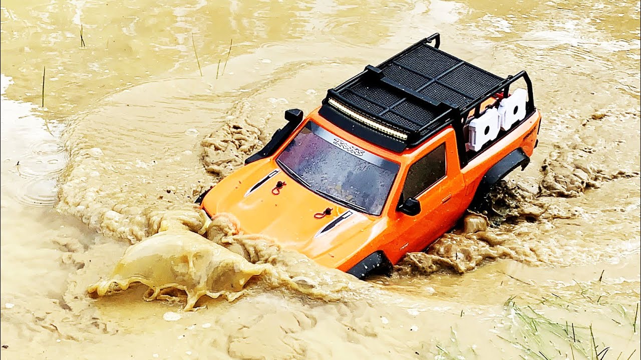 RC Cars Mudding 4x4 : TRX4 Traxxas Traxx Best RC Mud Car??? - YouTube