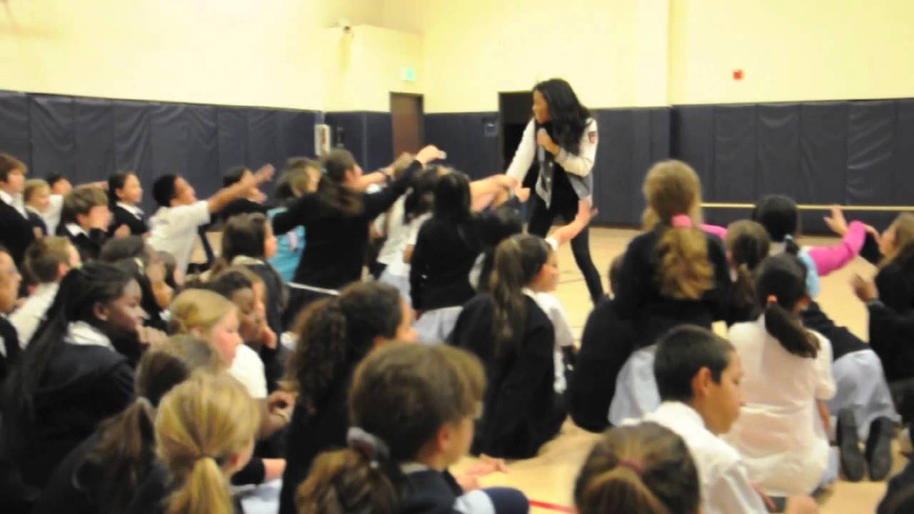 Fine Chynah @ Ivy Academia - YouTube