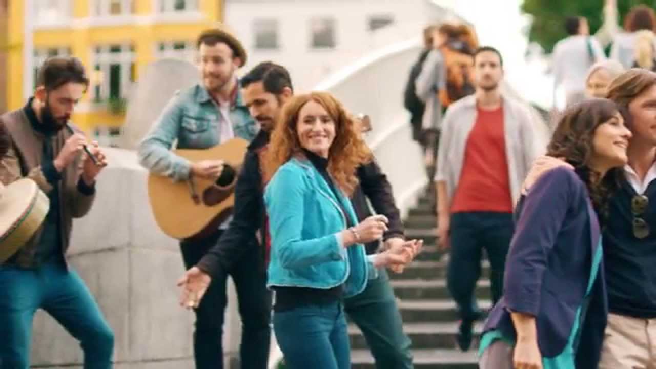 'Jump Into Ireland': Tourism Ireland's advertising campaign for 2015 ...
